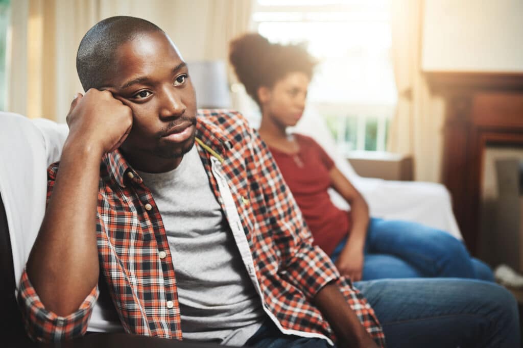 ¿Puede Una Relación Tener Demasiada Negatividad? 2024